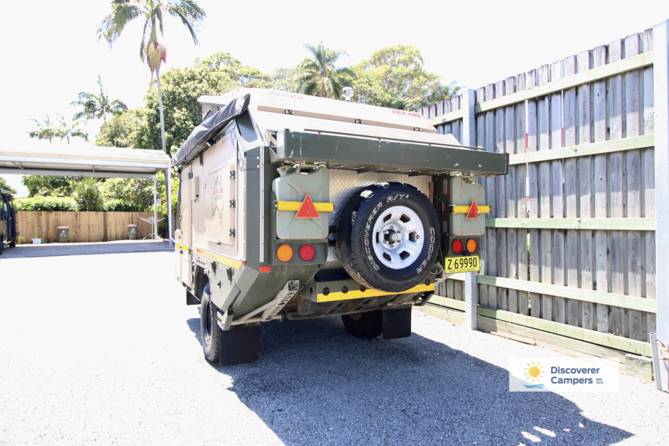2014 Conqueror Camper UEV-490 Trailer with 2014 Isuzu D-Max 4×4 Car Package
