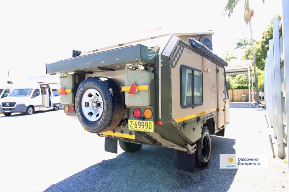 2014 Conqueror Camper UEV-490 Trailer with 2014 Isuzu D-Max 4×4 Car Package